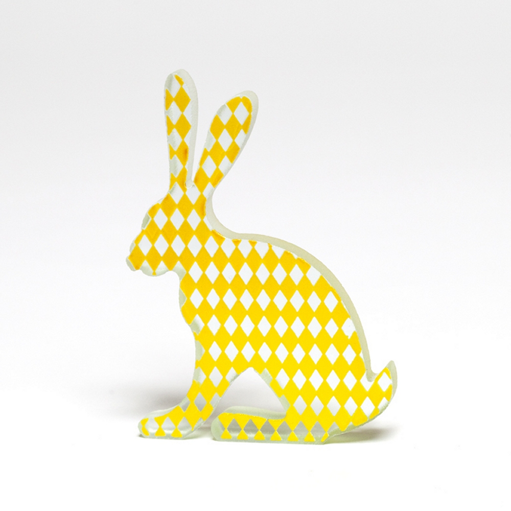 Yellow Harlequin Hare Glass Sculpture on Luulla